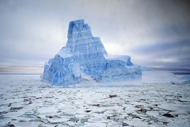 3X The Size Of The Empire State Building: When Megascale Icebergs Run ...